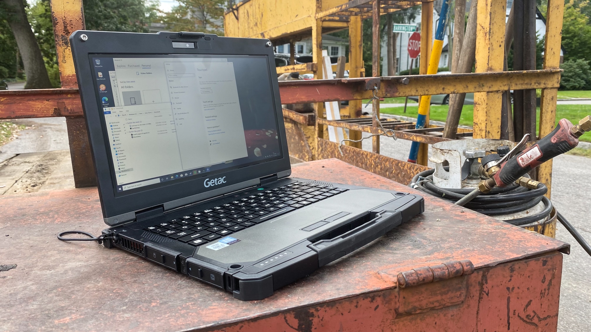 Best Laptops for Information Technology ( Professionals & Students ...