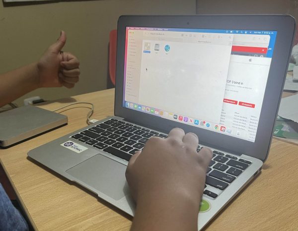 5 Best Laptops with CD DVD Drive 2025 - Laptop Study - Find the ...